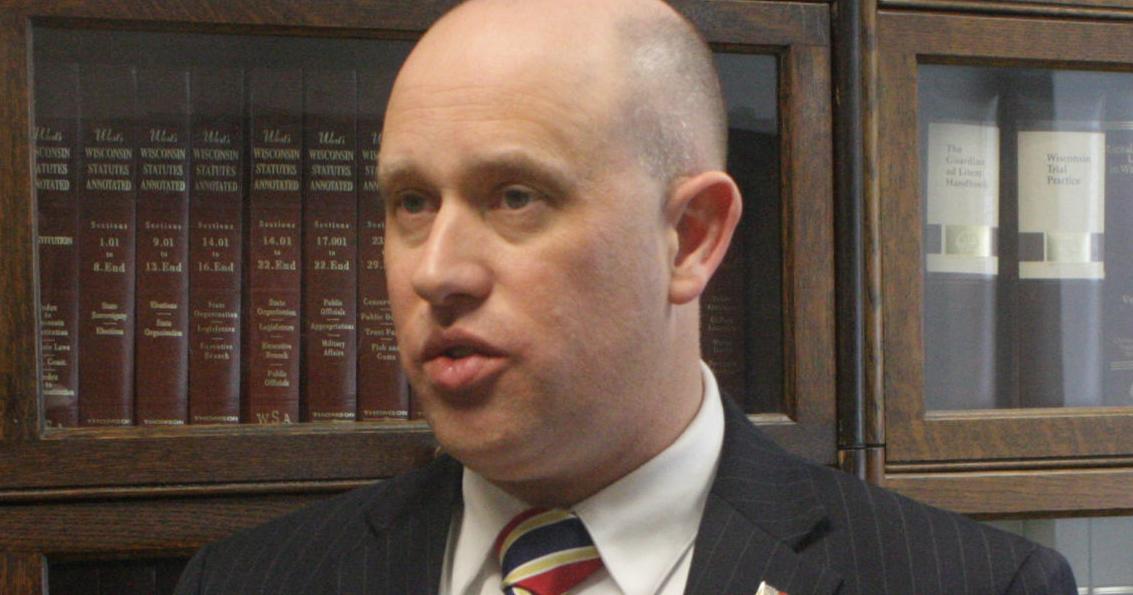 Scott Southworth running for Juneau County Judge