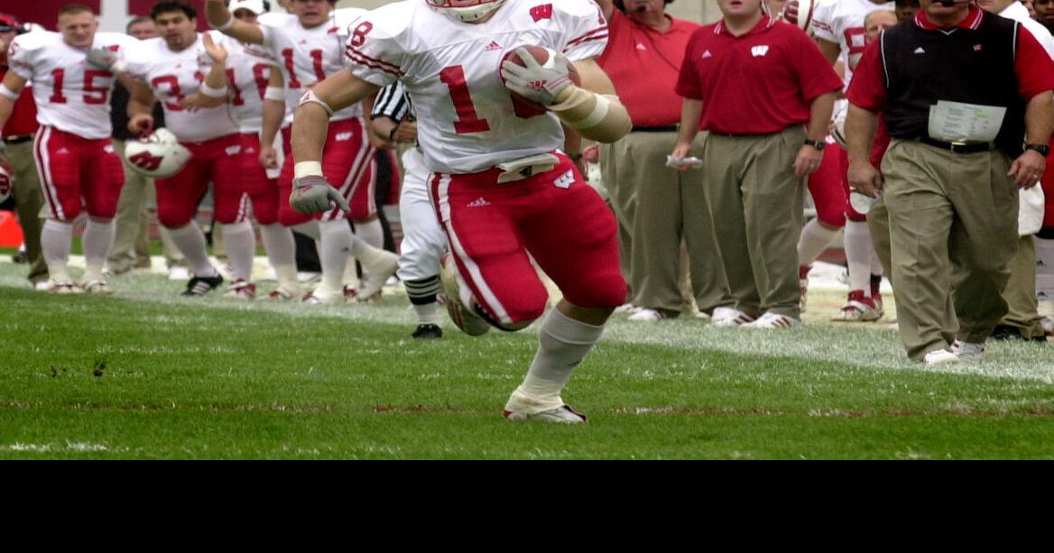 Photos: Former Wisconsin football star, interim coach Jim Leonhard ...