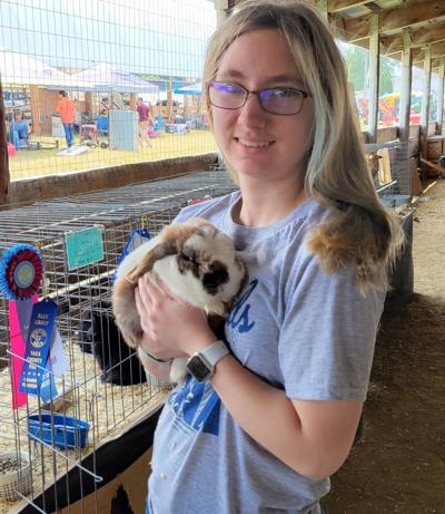 HARDING'S BUNNY EARNS BEST OF SHOW