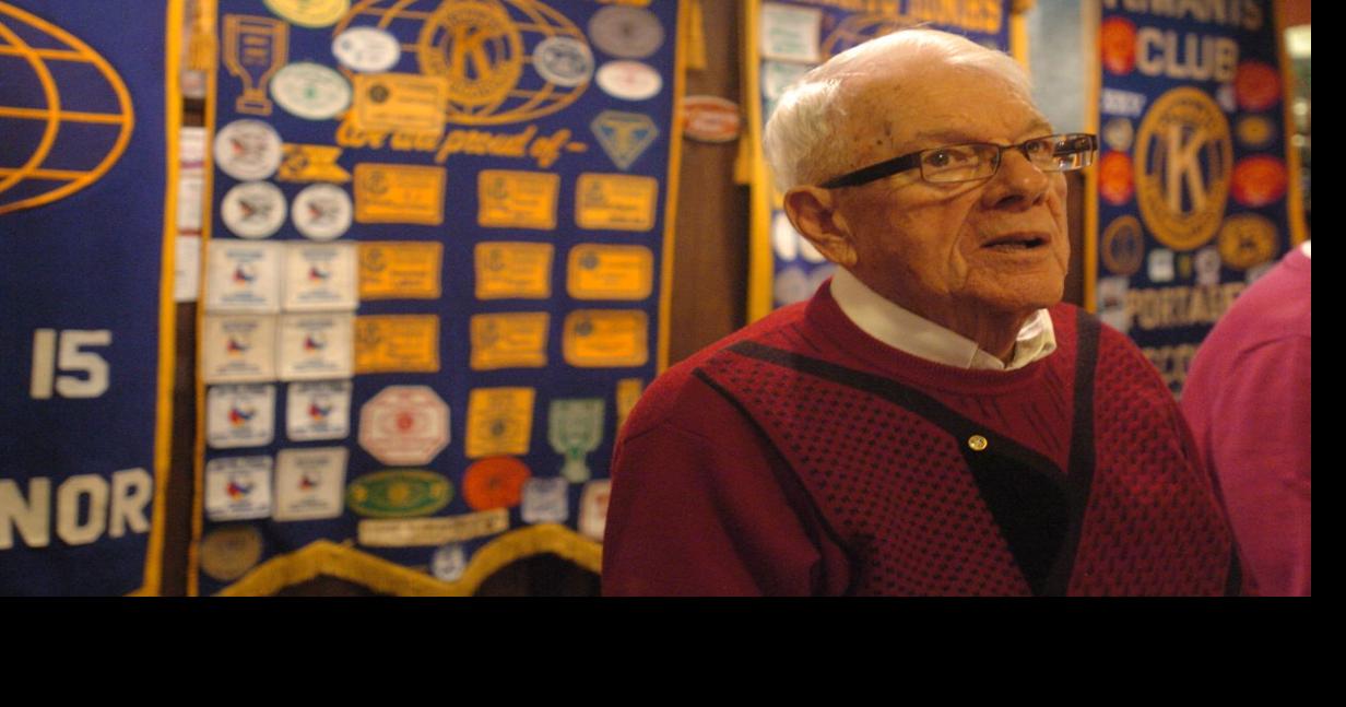 ‘Elmer, you are my hero’; Mitchell gets honor for Kiwanis attendance
