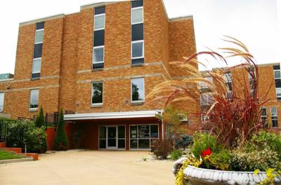 Henry Dodge Building should be torn down, architect says