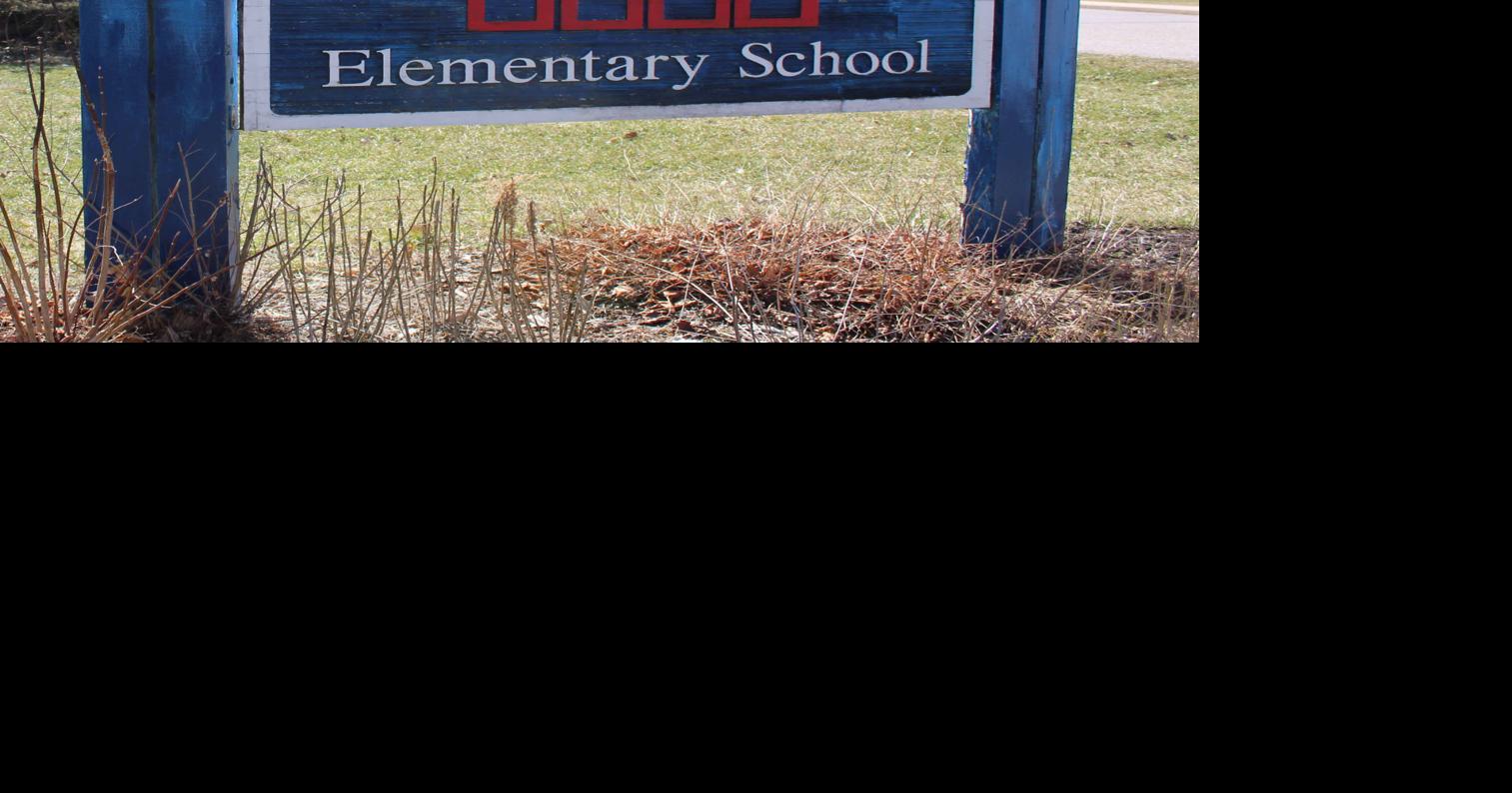 Reedsburg school board discusses future of Ironton/La Valle, Loganville ...