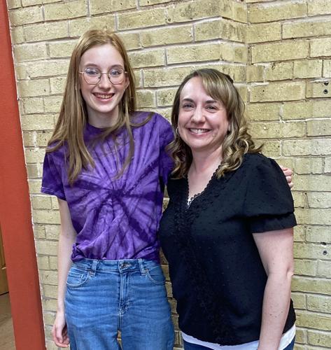 Rubeck receives $500 scholarship