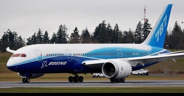 Boeing Faces New FAA Probe of 787 Dreamliner Model