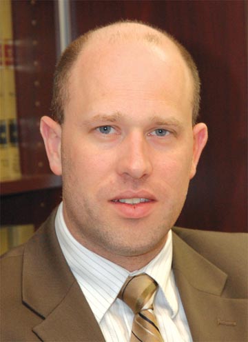 Report finds shortage of prosecutors