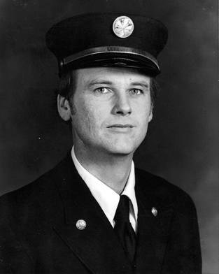 Lee E. Thompson