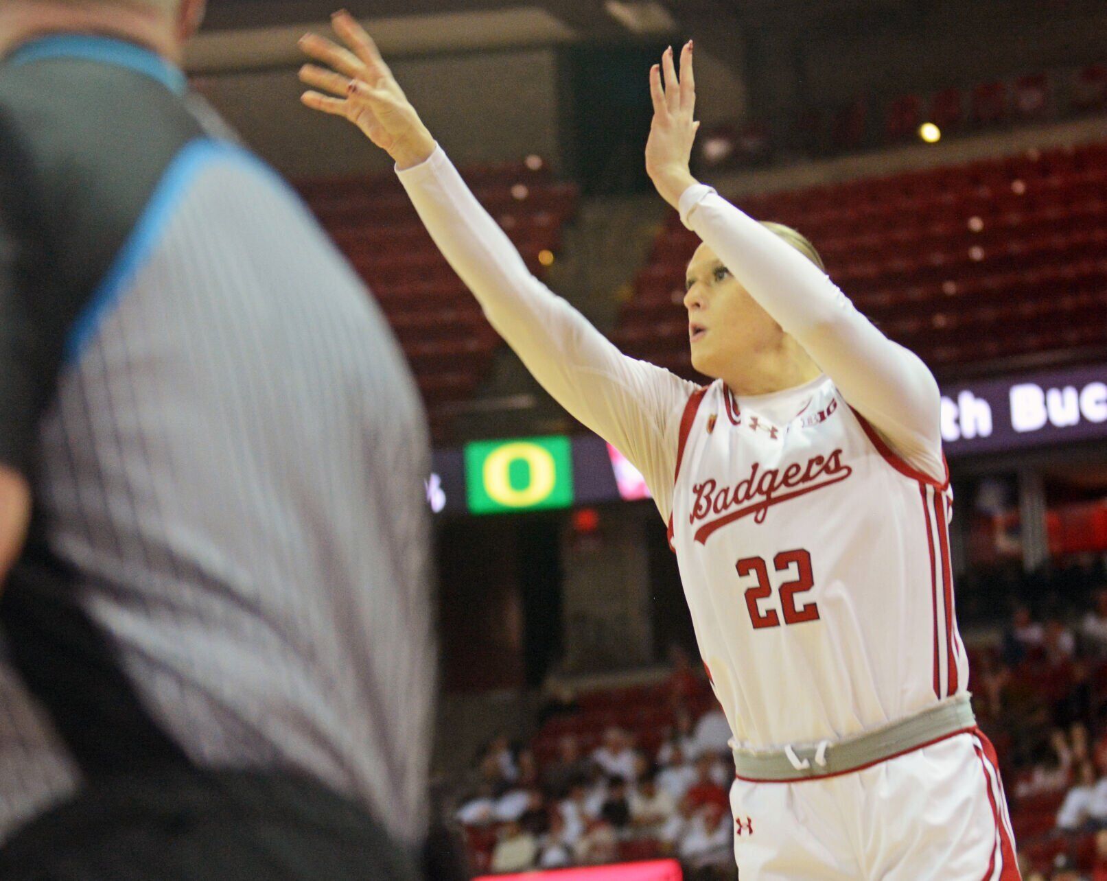 Photos: Wisconsin women's basketball takes on Oregon
