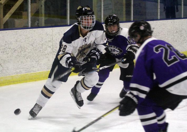 PREP BOYS HOCKEY: Baraboo/Portage beats Mosinee in home opener