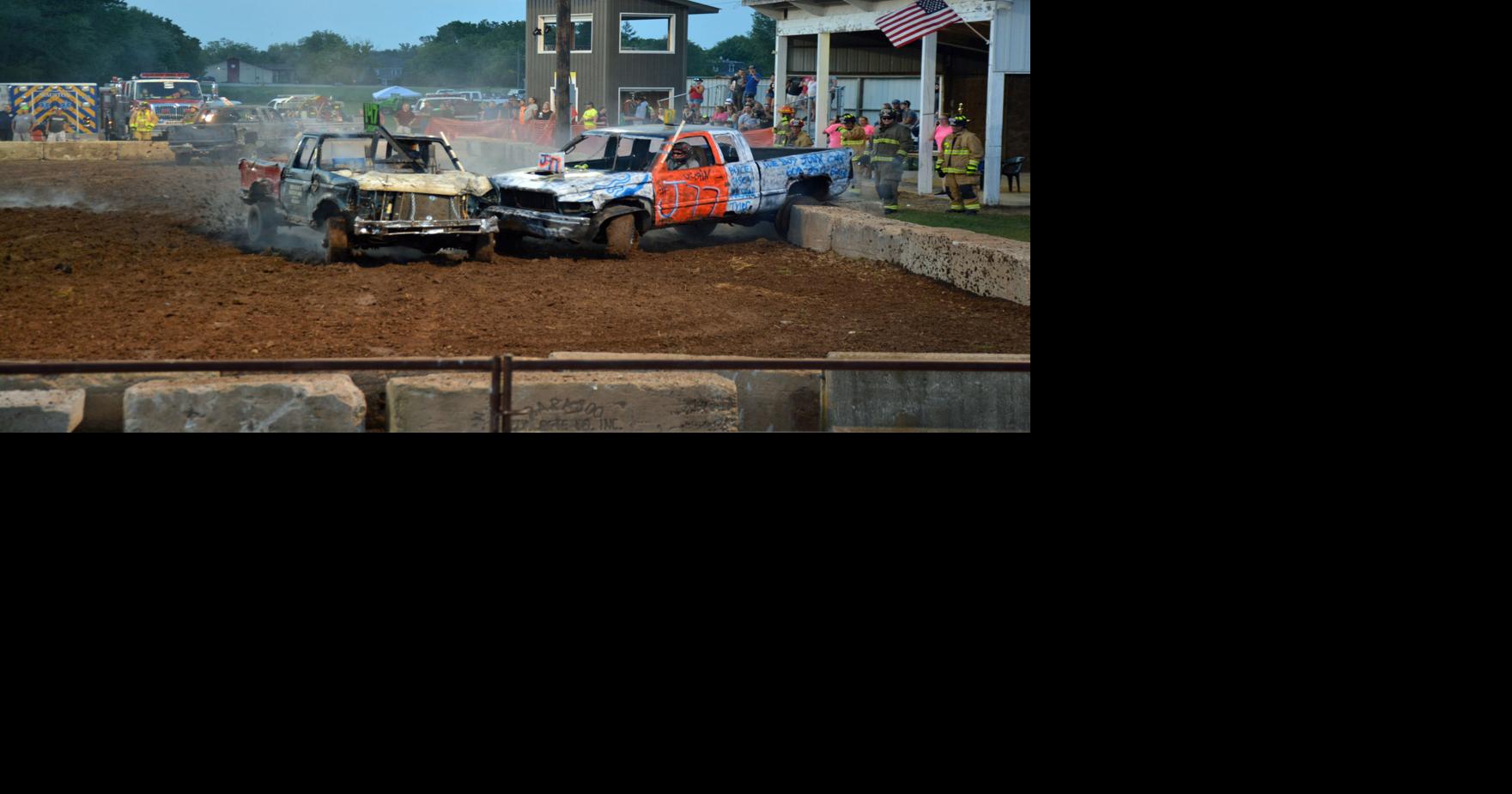 GALLERY: Demolition Derby at the Juneau County Fair