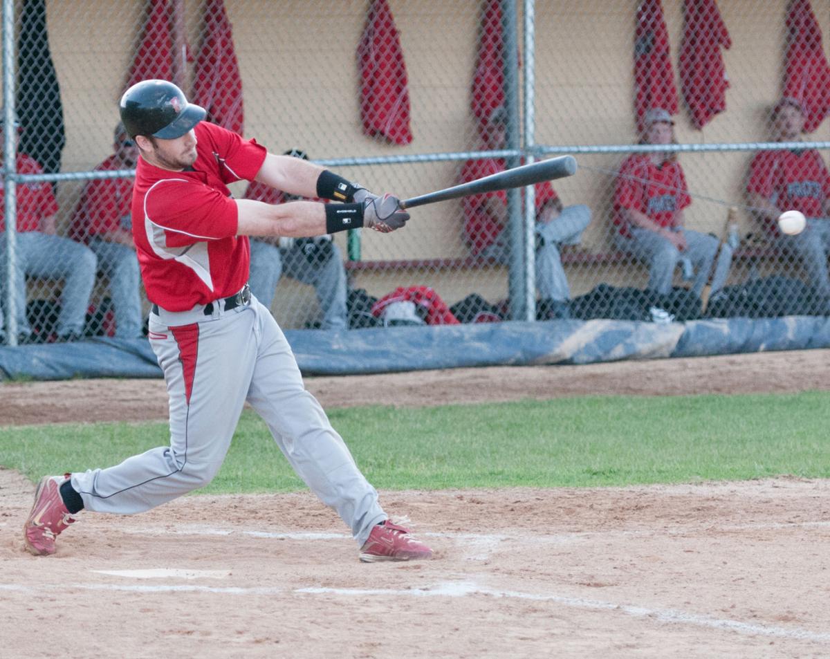 HTL baseball: Despite five errors, Portage knocks off Reedsburg