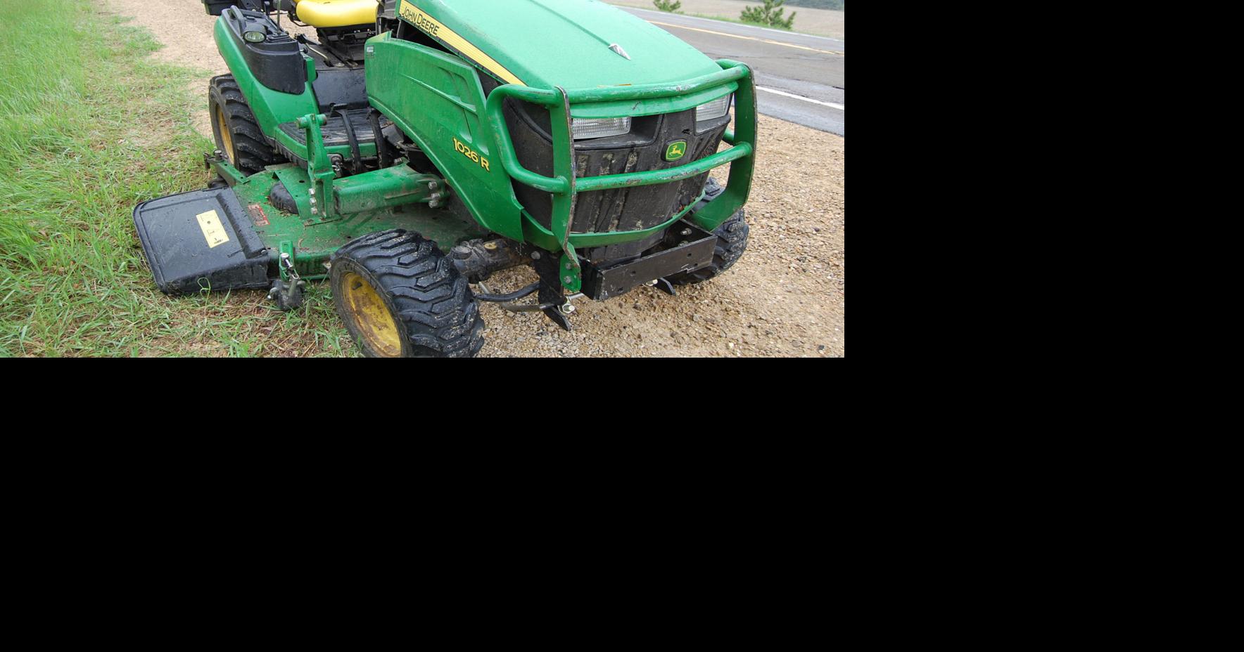 Man accused of lawn tractor rampage outside Columbus