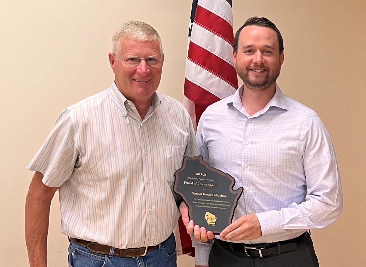 Sen. Marklein receives Friend of Towns Award