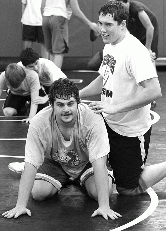 Wrestlers try to build on strong season