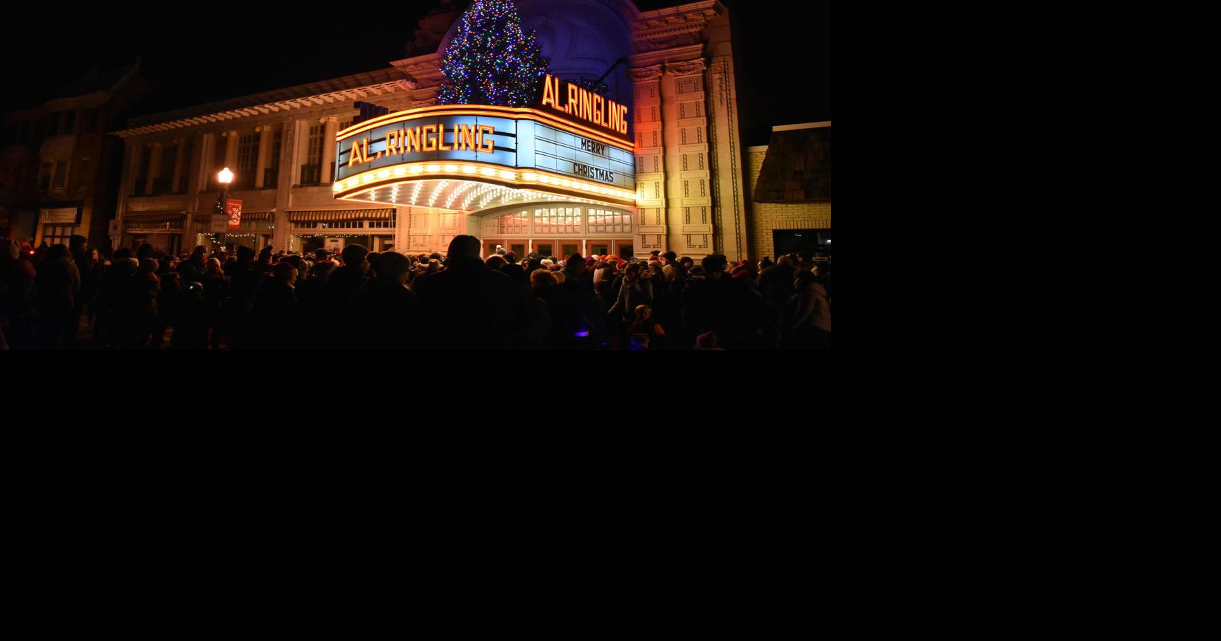 VIDEO: Scenes from the 2017 Baraboo Holiday Light Parade