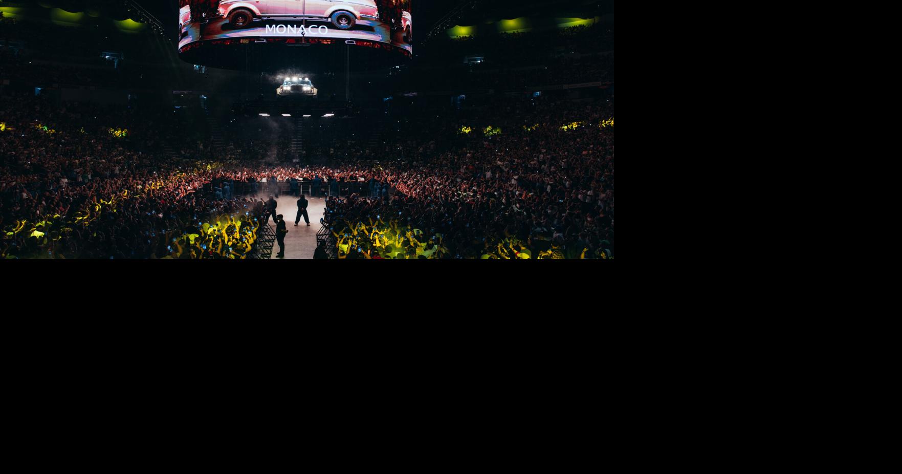 El Coliseo de Puerto Rico se llena de emoción con el estreno de Bad ...