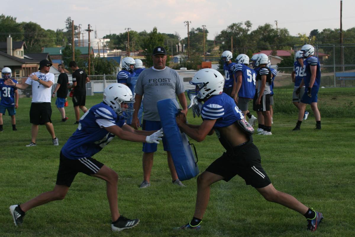 Snowflake football | Local Sports | wmicentral.com