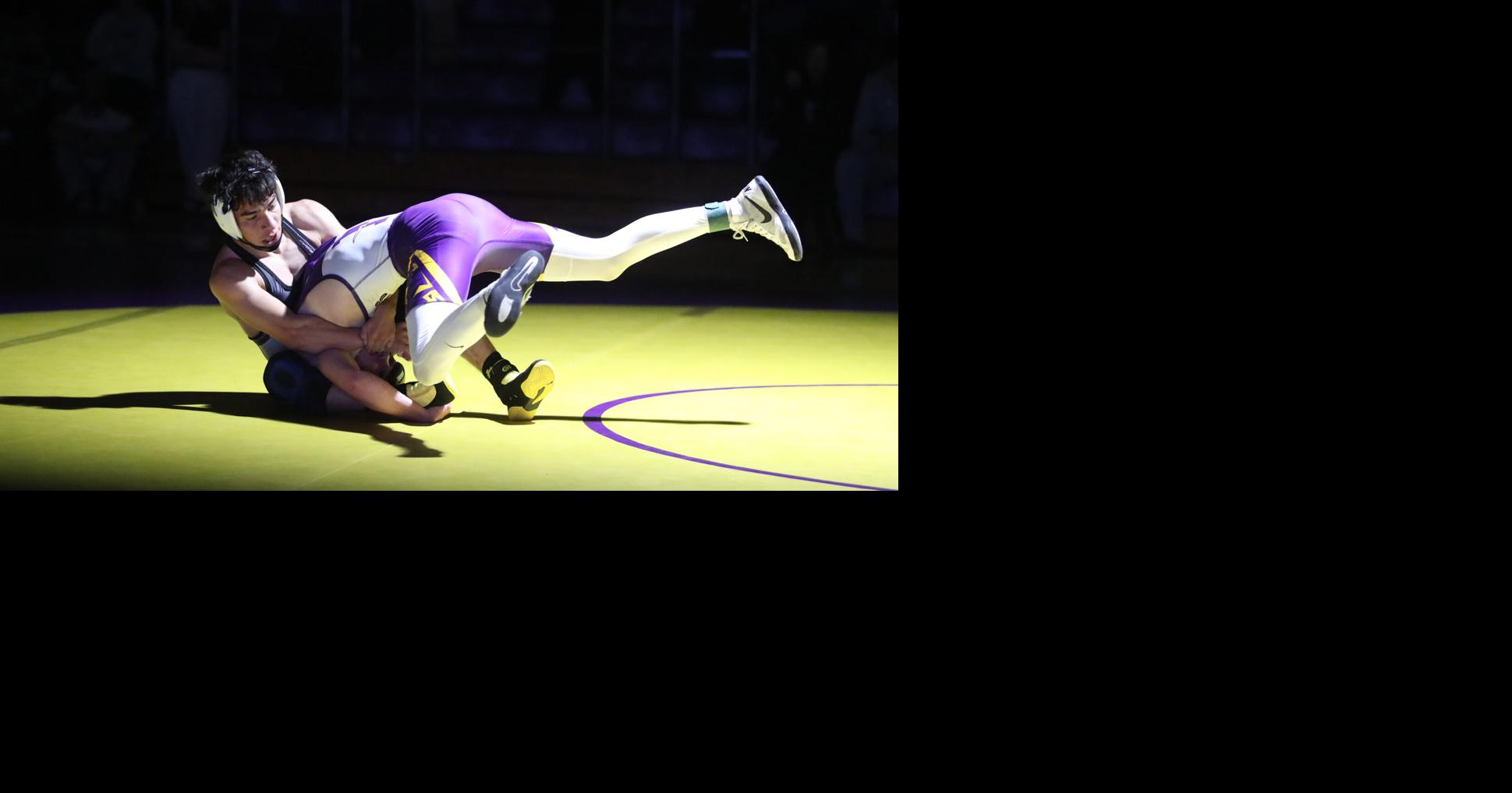 Blue Ridge splits a pair of matches in mat opener at Payson | Sports ...
