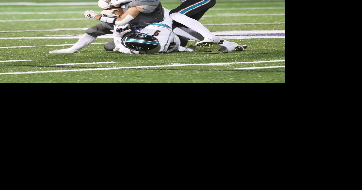 Photos of Snowflake's 13-10 football win over Eastmark | Multimedia ...