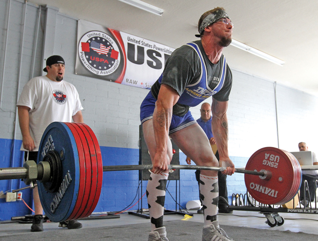 Dad’s death motivates Show Low powerlifter | Premium News | wmicentral.com