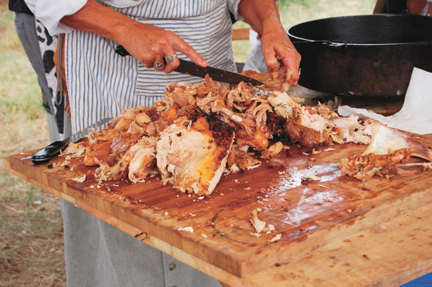 Teams test Dutch oven cowboy cooking skills | Premium News | wmicentral.com