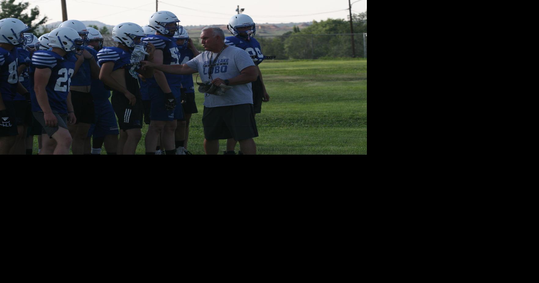 Snowflake football | Local Sports | wmicentral.com