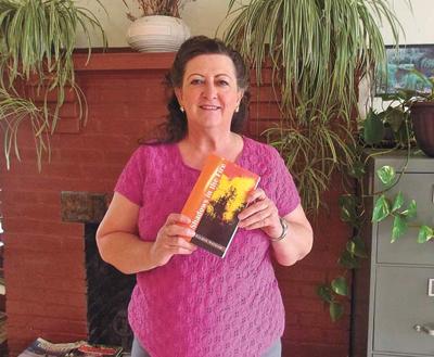 Local author writes novel set during Wallow Fire | Latest News ...