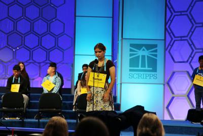 Spellbound: Arizona middle schoolers compete in national spelling bee ...