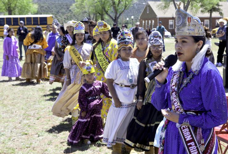 Farewell to the Crown | | wmicentral.com