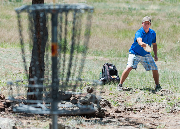 Disc golf Ulibarri Jr. rules mountain | Local Sports | wmicentral.com