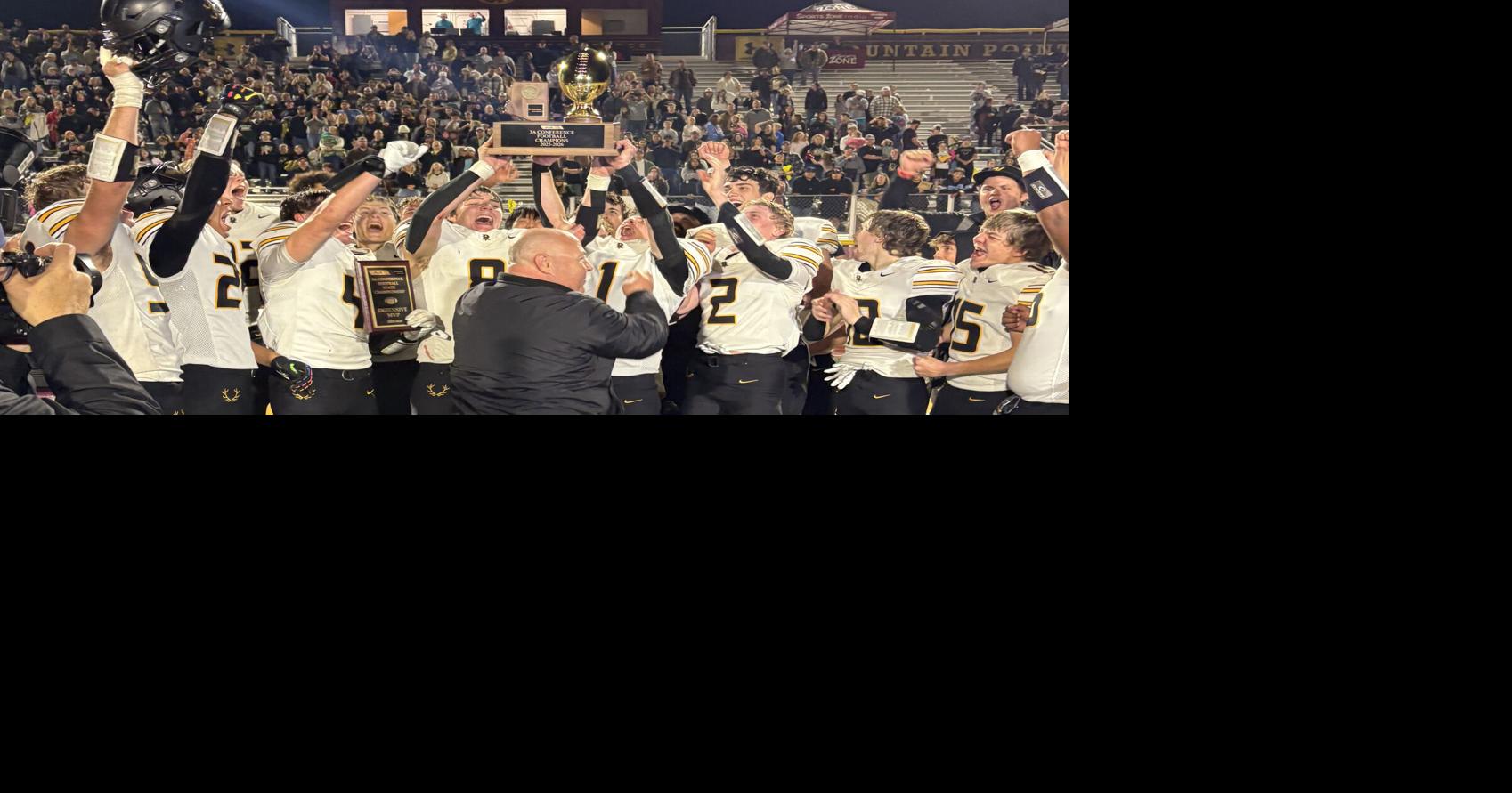 No. 3 Elks block No. 1 Chargers to win 3A football title | Sports ...