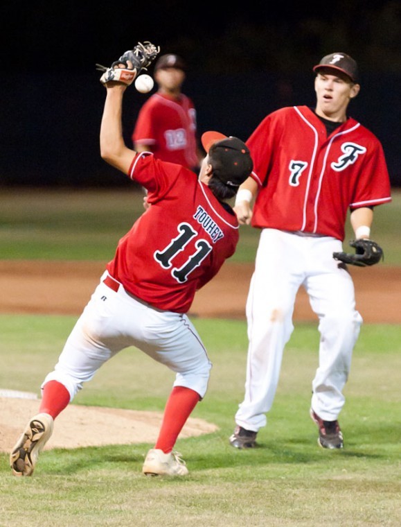 Jackets keep stinging baseball, reach semis | Premium News | wmicentral.com