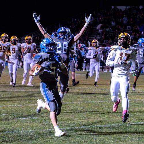 Snowflake Lobos vs. Marcos de Niza Padres | Multimedia | wmicentral.com