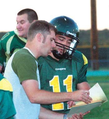 Show Low alums shut out Jackets - Alumni help raise funds for Cougar ...