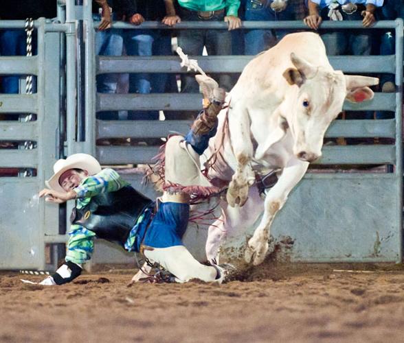 Rodeos Rock the Fourth | Multimedia | wmicentral.com