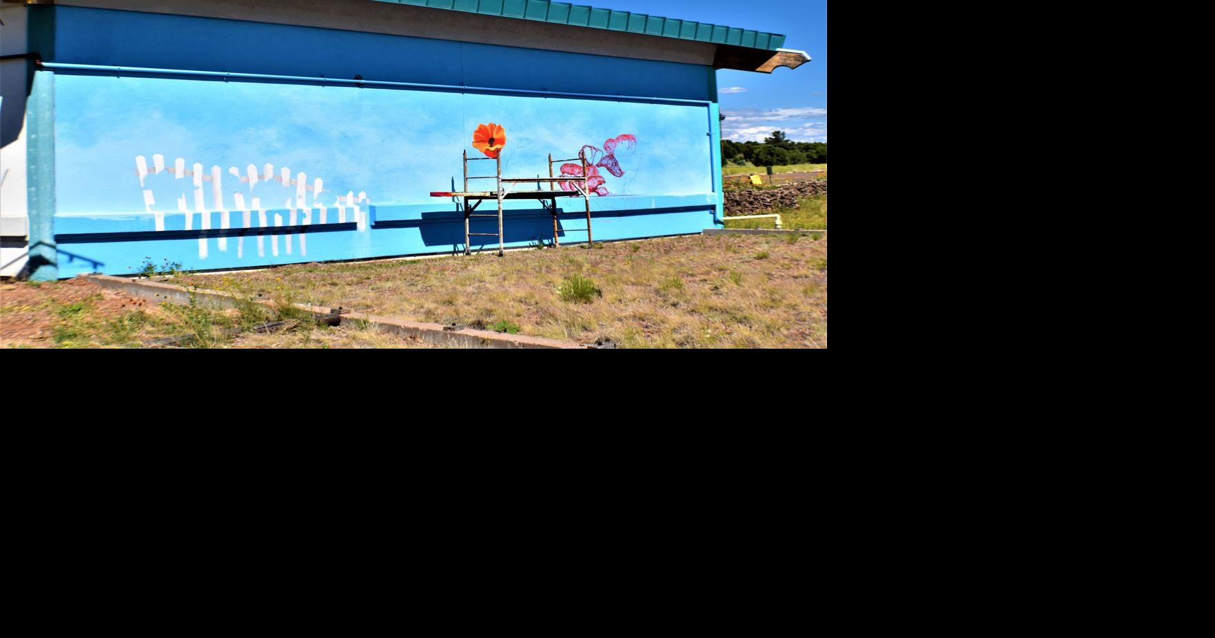 AAWM begins mural at The Center for the Arts | Show Low | wmicentral.com