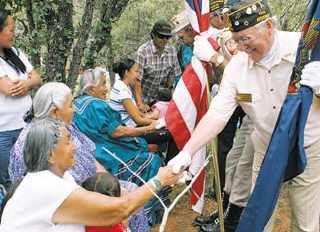 Ceremony honors Chief Alchesay | White mountain Apache Tribe ...