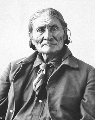 Geronimo became captive celebrity | Premium News | wmicentral.com