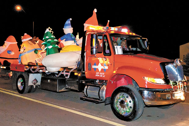 Show Low Shines for Christmas | Photo Galleries | wmicentral.com