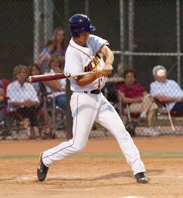 Jackets keep stinging baseball, reach semis | Premium News | wmicentral.com