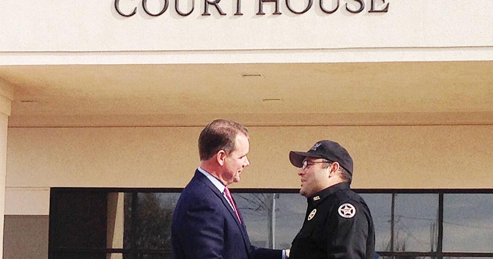 Officials gather to honor Dewey County Sheriff | News | woodwardnews.net