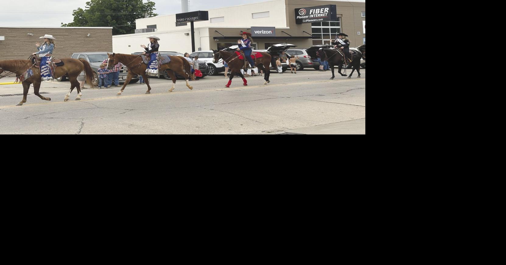 Elks Rodeo Parade brings slice of old west | Community | woodwardnews.net