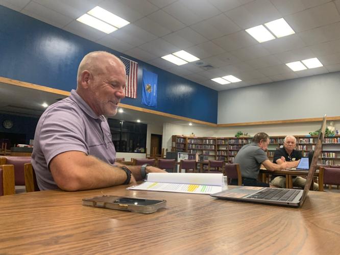 Woodward schools tighten cellphone rules amid concerns over app, AI ...