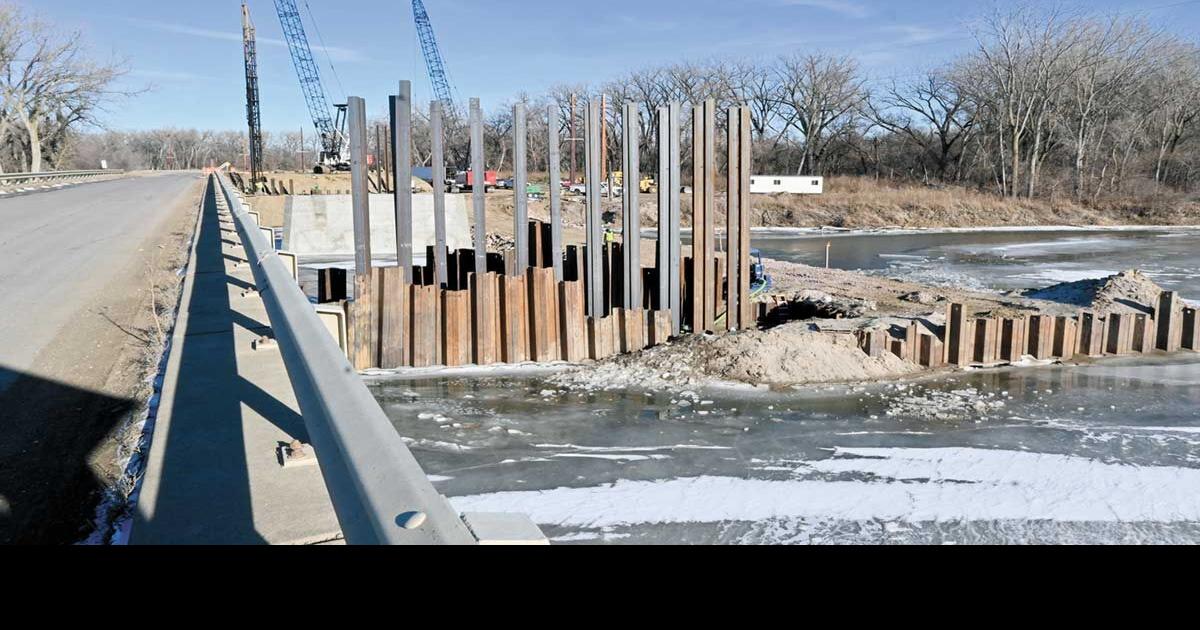 Work moving ahead on Elkhorn River bridge south of Beemer | Top Stories ...