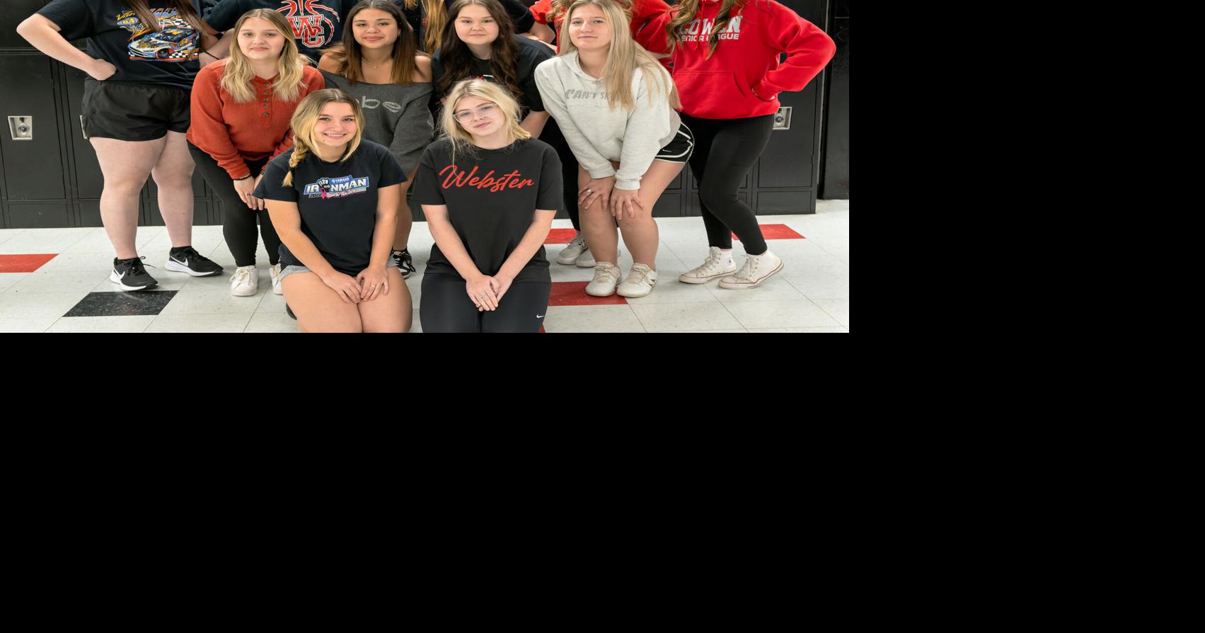 Cheer from the gridiron to the hardwood | Sport | wvecho.com