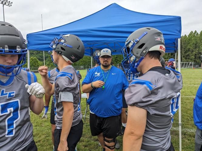Minutemen show positive signs in 7-on-7 competition | Weston Sports ...
