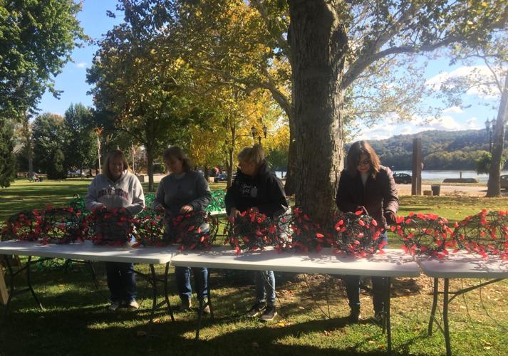Gallipolis in Lights begins preperations | Gallipolis, Pomeroy, Point ...