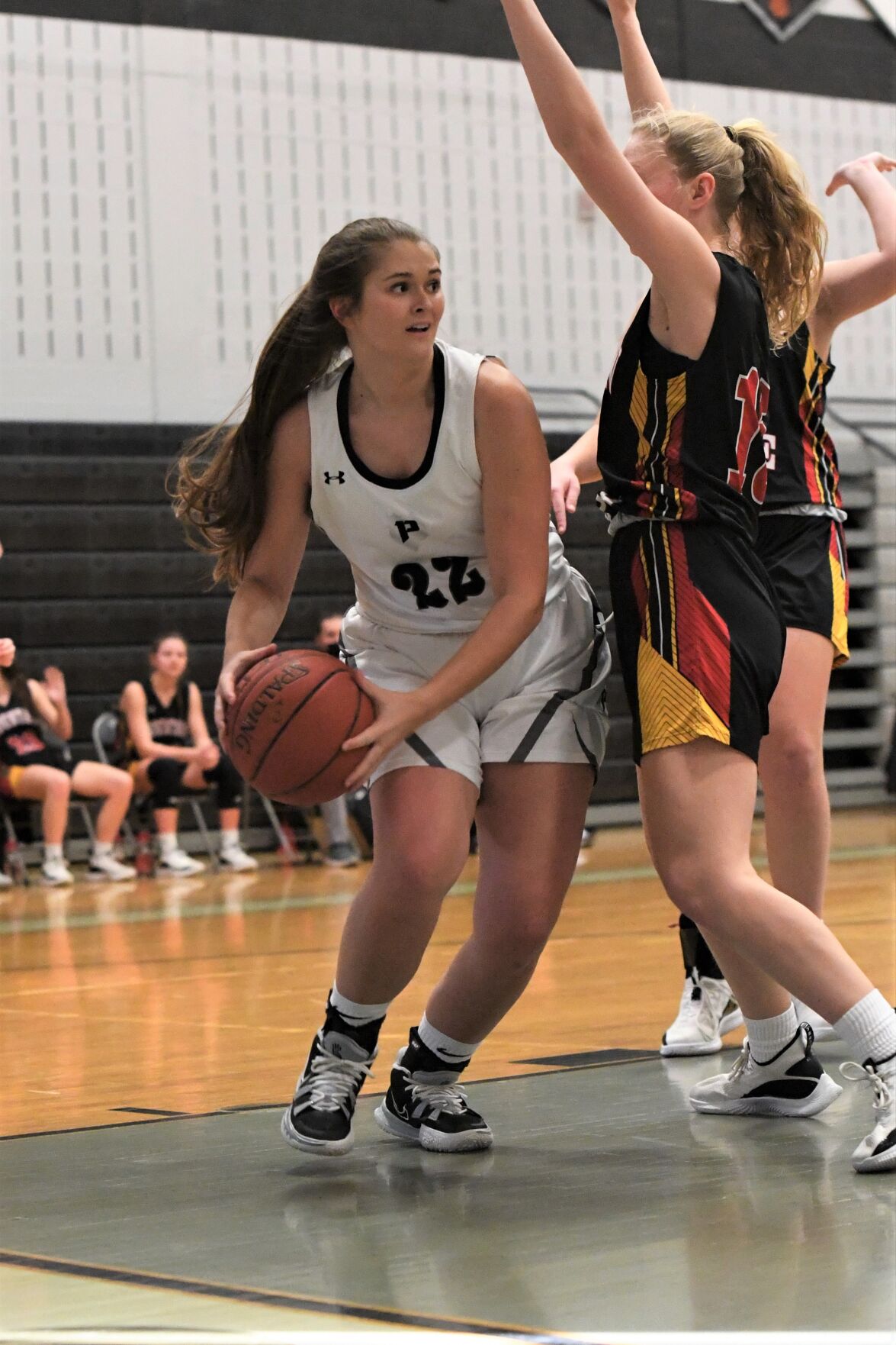 Lady Knights edged by Bees, Miners | Sports | wvnews.com