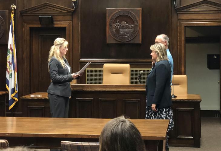 Morgantown City Council members sworn in at Thursday evening ceremony ...