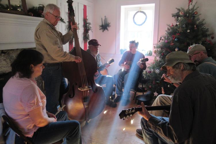 Stone House shows off new displays, Christmas decorations | Mineral ...