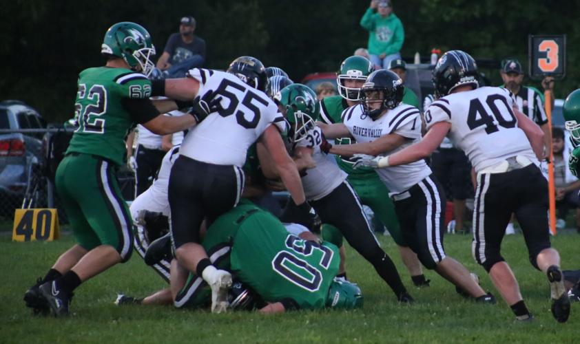 Eagles blow out Raiders in season opener | Gallipolis Sports | wvnews.com